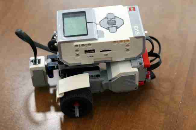 How to Build a Simple EV3 Robot - Blog, She Wrote