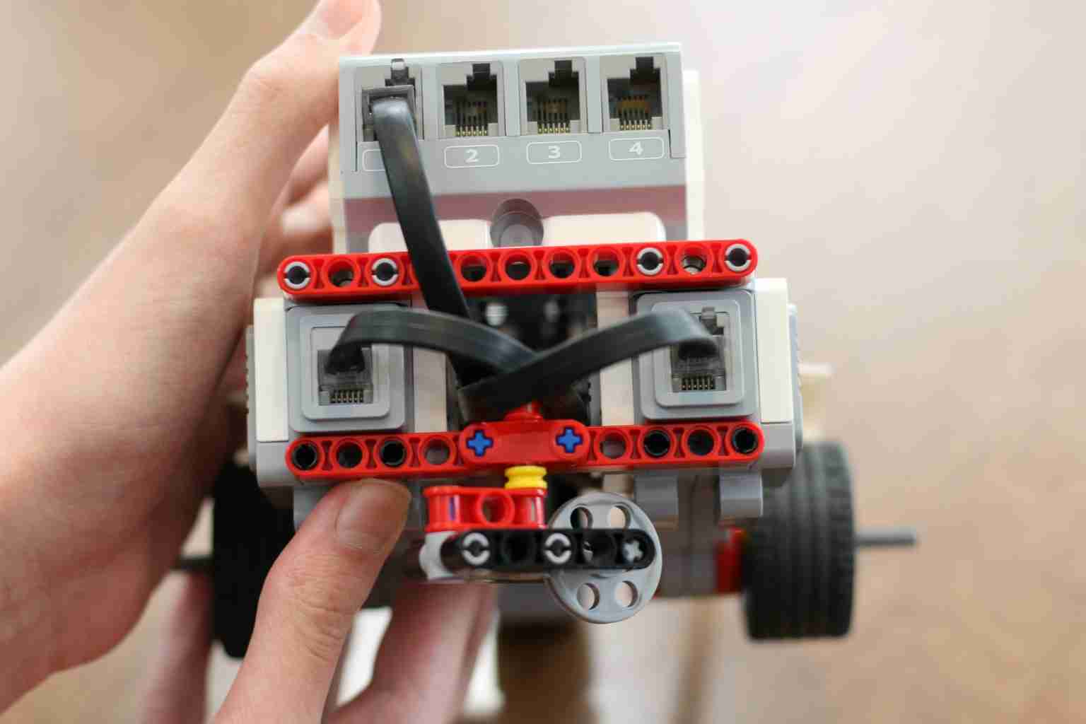 How to Build a Simple EV3 Robot - Blog, She Wrote